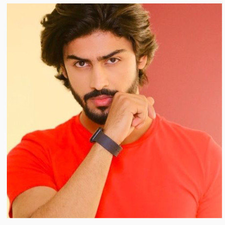 maheen basit - PLAYBOARD