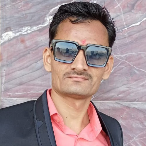 मकवाना - PLAYBOARD
