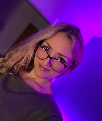 Sandra Flow's Instagram, Twitter & Facebook on IDCrawl