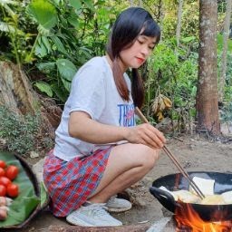 ly thi ca - PLAYBOARD